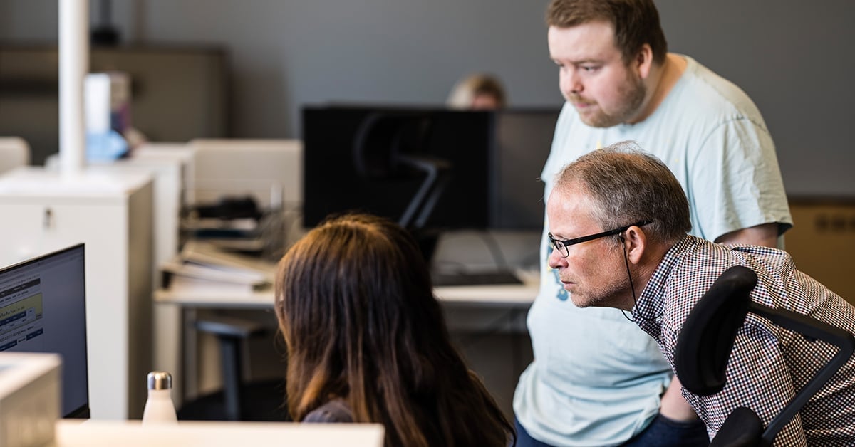 Konsulent vs. rådgiver – Hva er egentlig forskjellen?